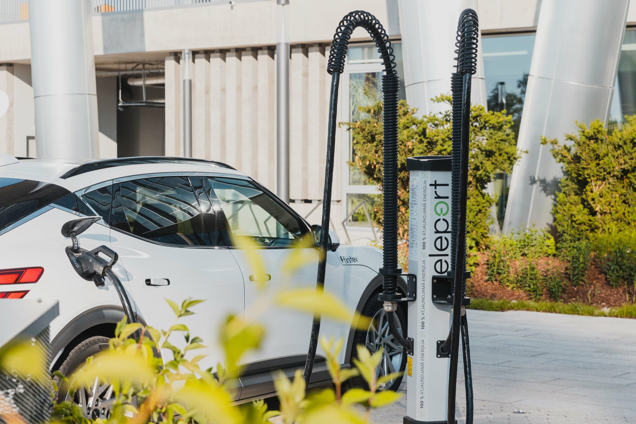Flexible convenient EV charging | Eleport - Your charging stations operator